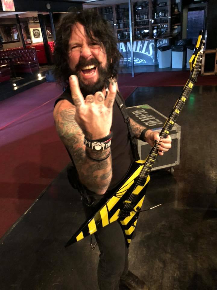 Tracii Guns - FU-Tone