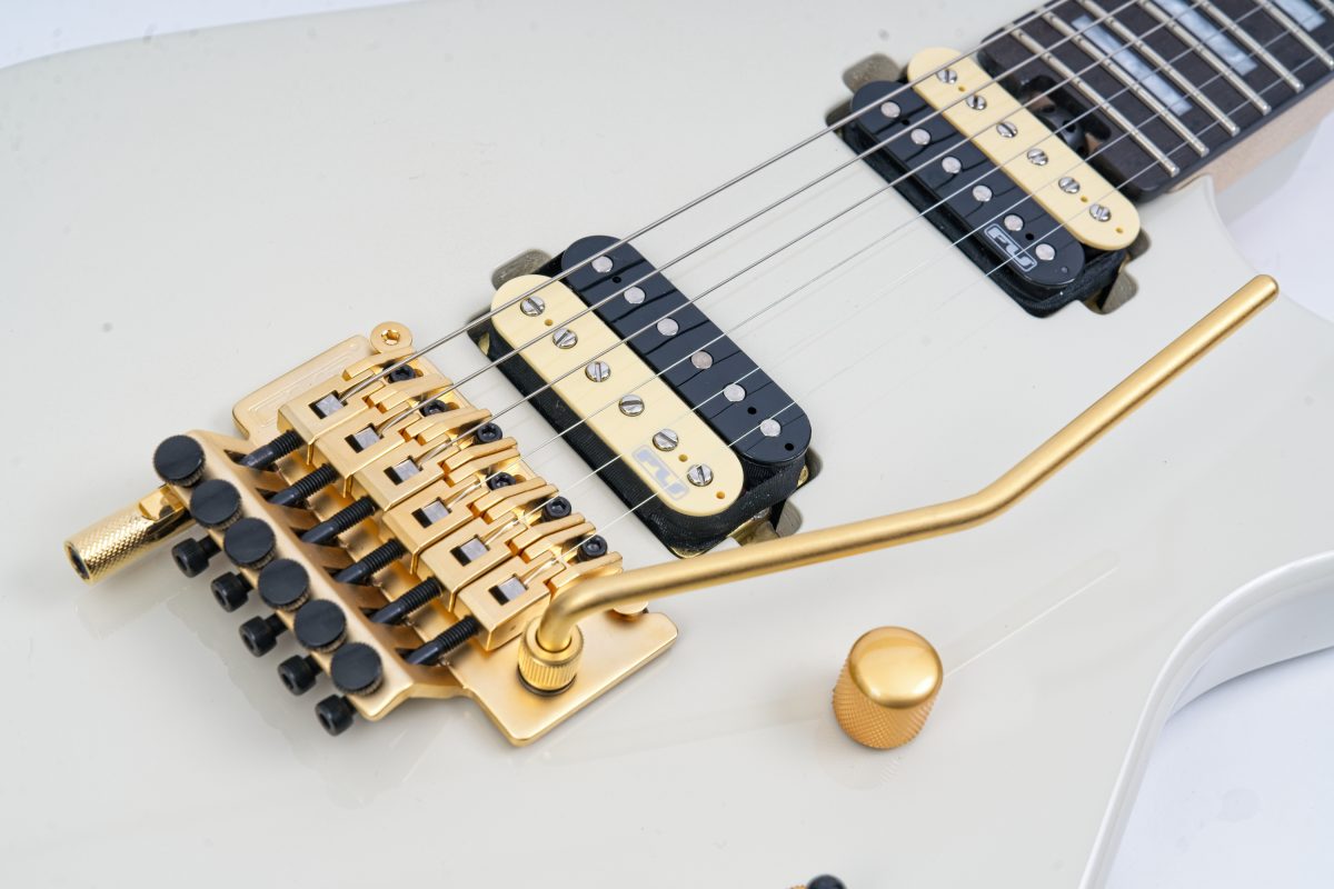 FU-Tone FU PRO GUITAR - ANTIQUE WHITE - FU-Tone