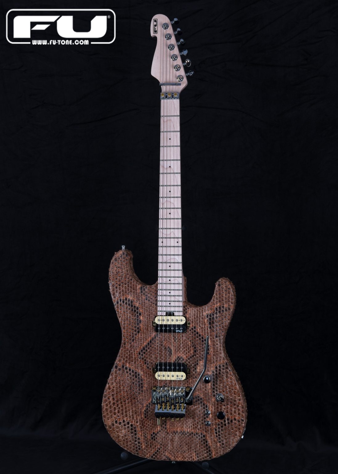 FU Pro Guitar USA Snakeskin Reverse #002 & Matching Strap - FU-Tone