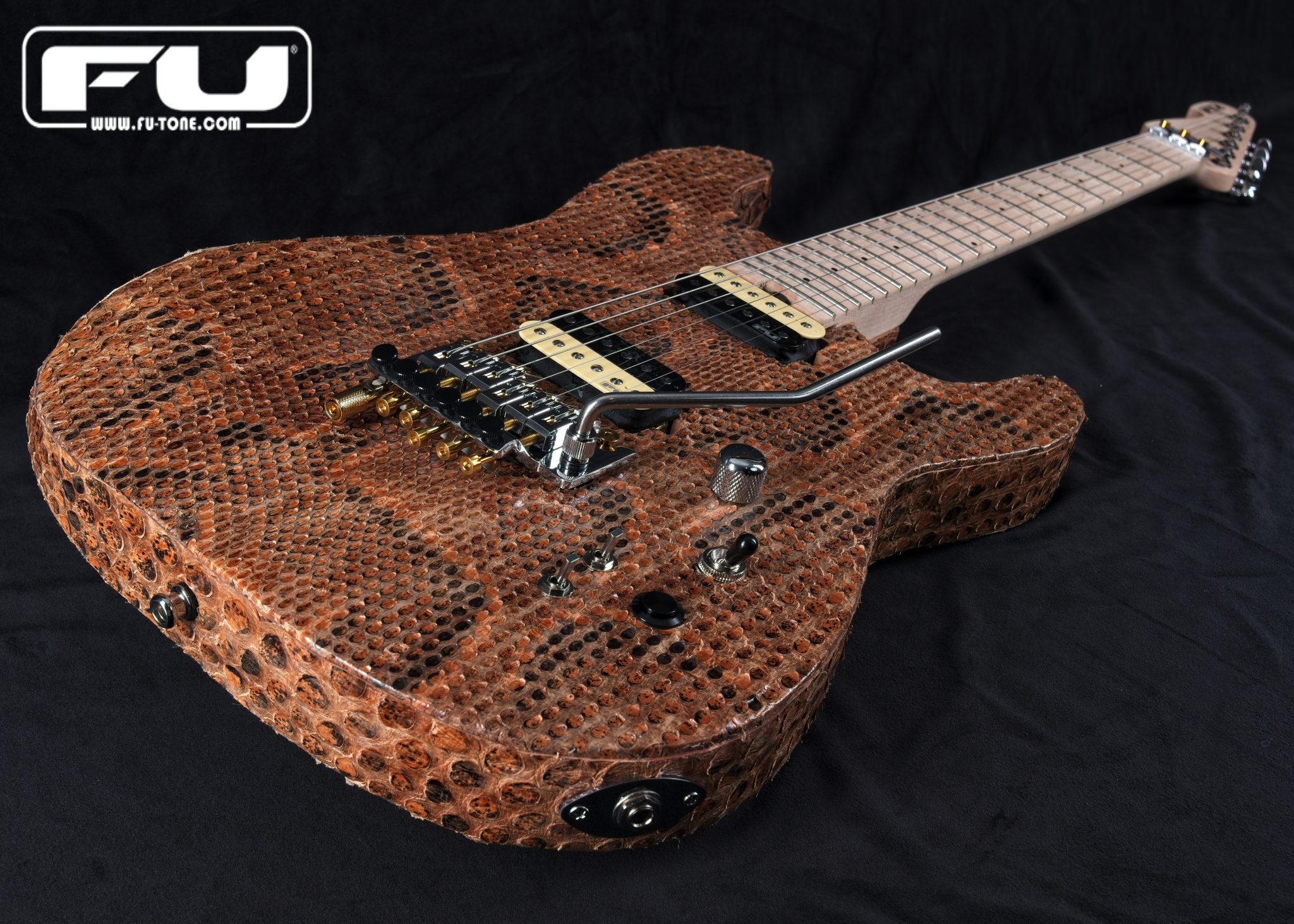 FU Pro Guitar USA Snakeskin Reverse #002 & Matching Strap - FU-Tone