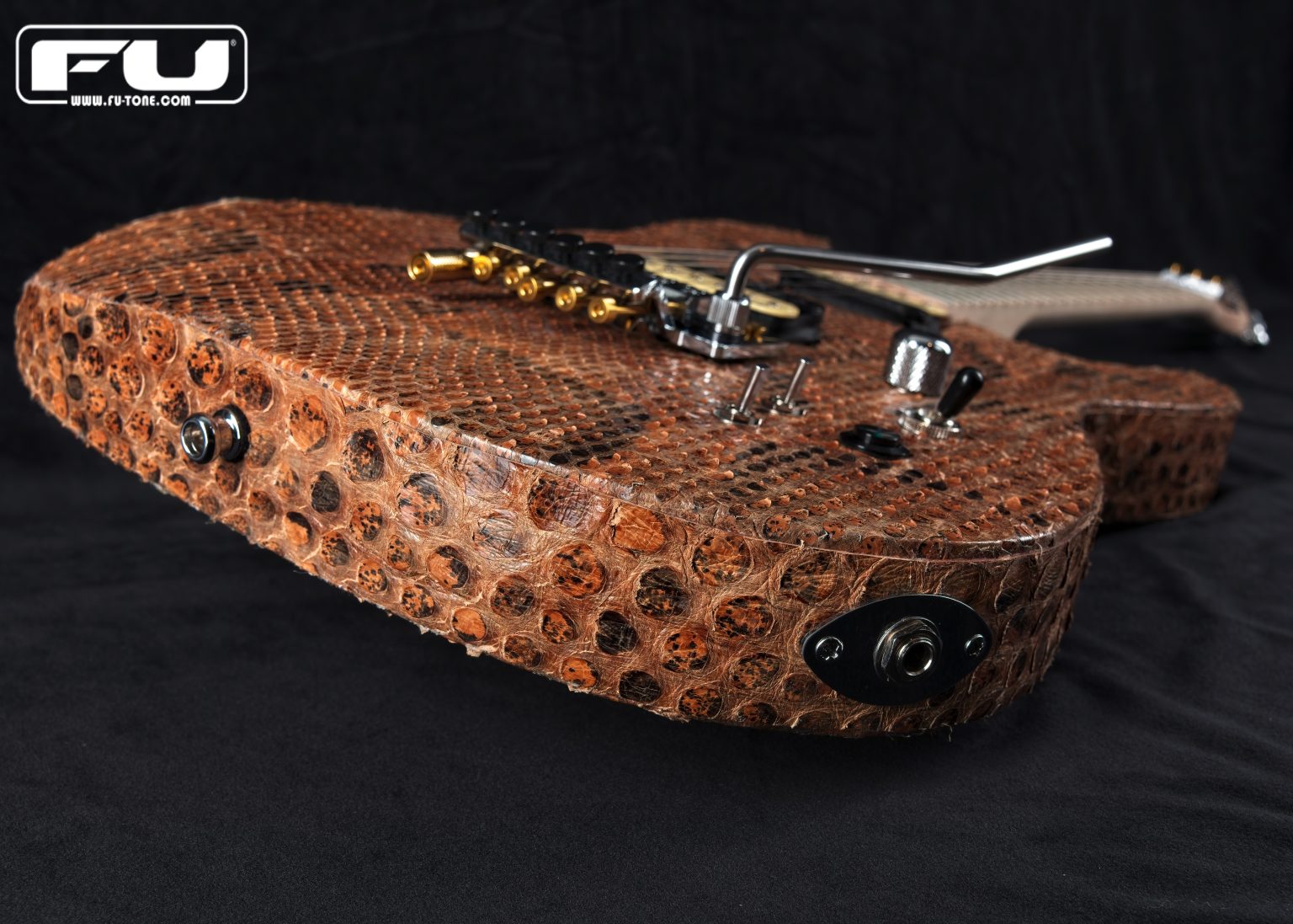 FU Pro Guitar USA Snakeskin Reverse #002 & Matching Strap - FU-Tone