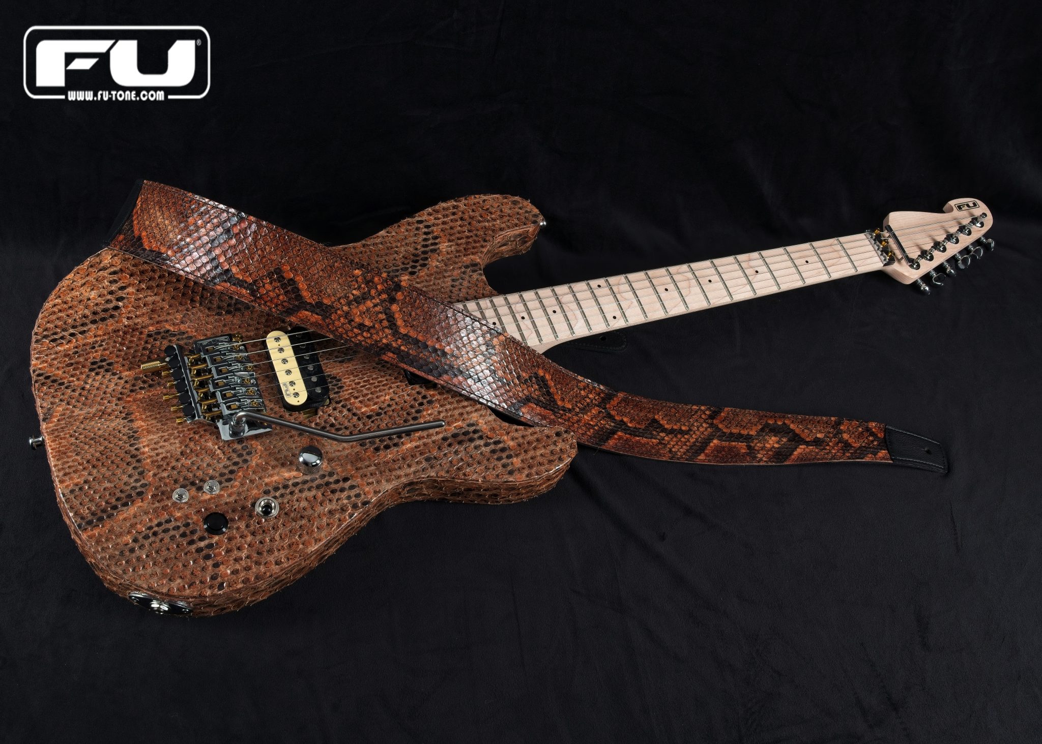 FU Pro Guitar USA Snakeskin Reverse #002 & Matching Strap - FU-Tone